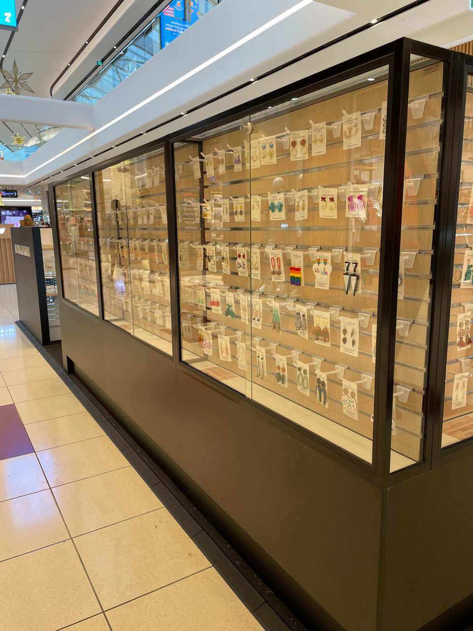 Inspiration Gallery | Glass Case by Plumbob